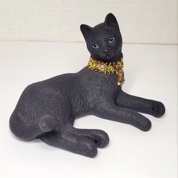 Lenox | Accents | Ebony Reclining Cat Bejeweled Golden Collar Miss ...